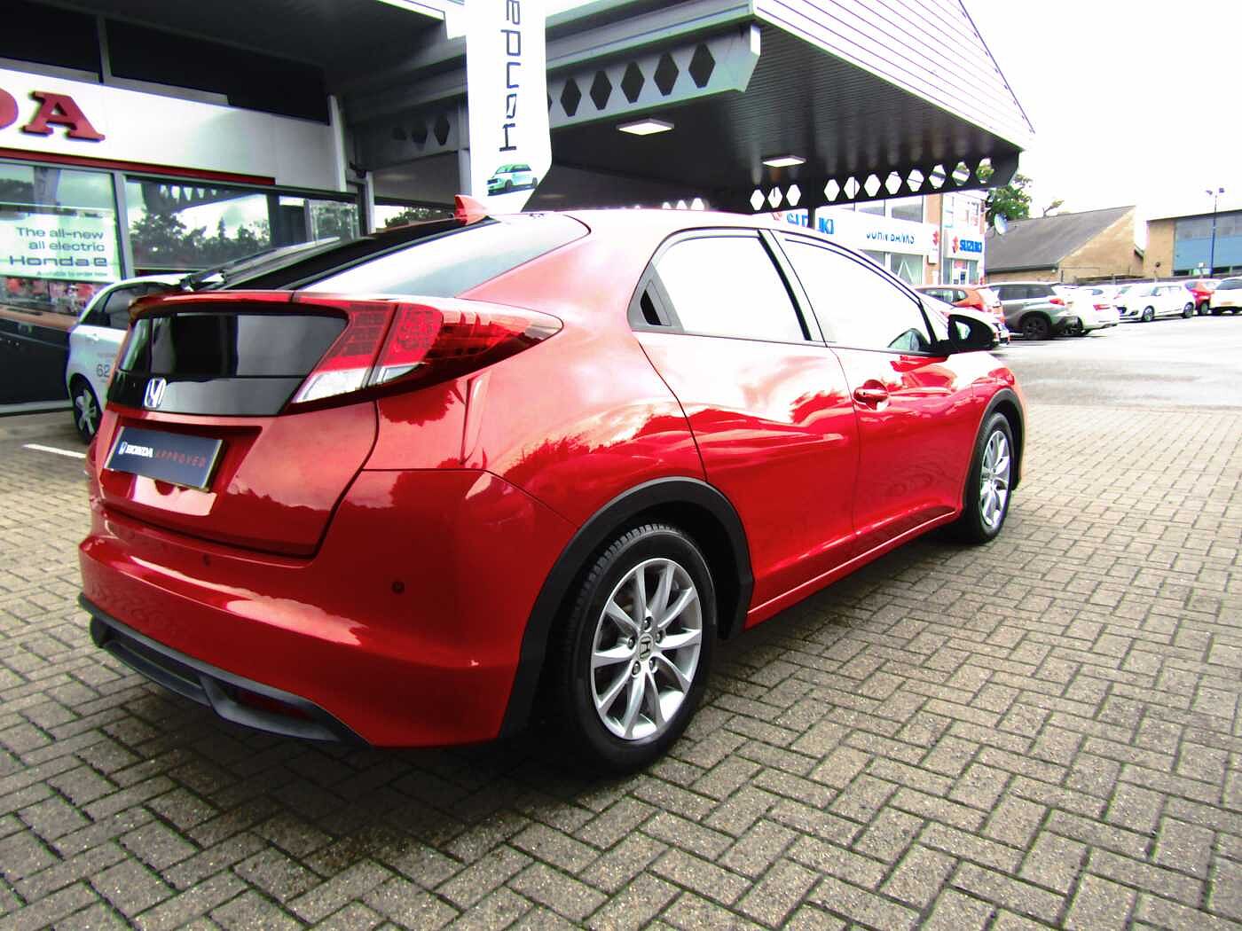 Used Honda Civic Hatchback: Buy Approved Second-Hand Models Here
