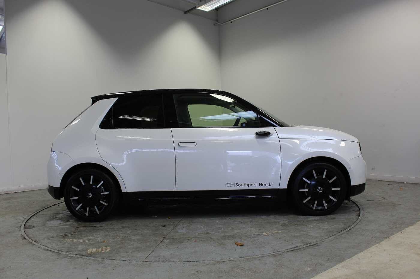 Used Honda e | Buy Approved Second-Hand Models Here