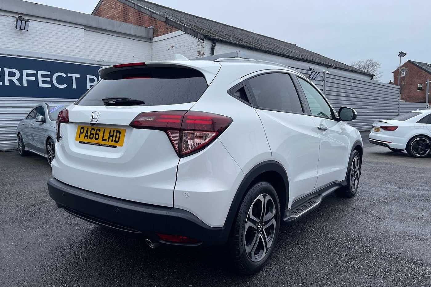 Used Honda HR-V Crossover: Buy Approved Second-Hand Models Here