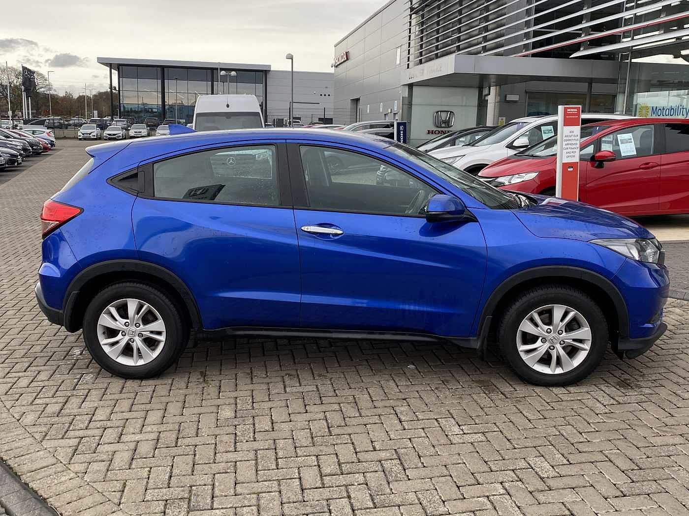 Used Honda HR-V Crossover: Buy Approved Second-Hand Models Here